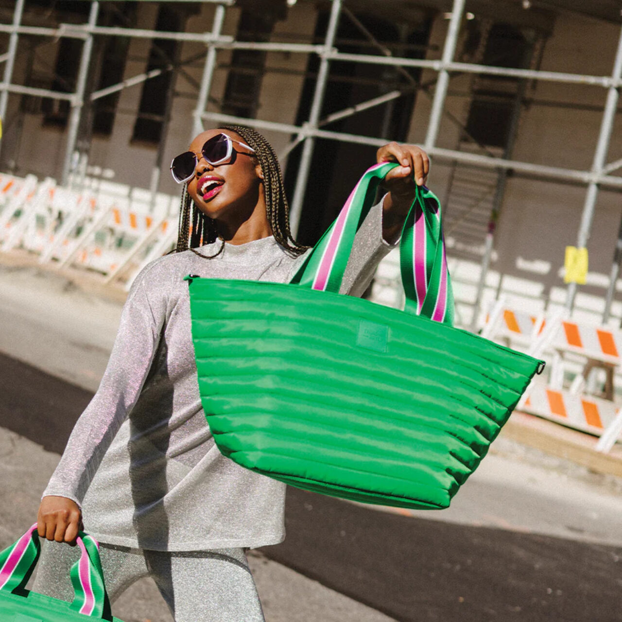 Think Rolyn – Beach Bum Cooler Bag (Maxi) Kelly Green – Miller Shoes